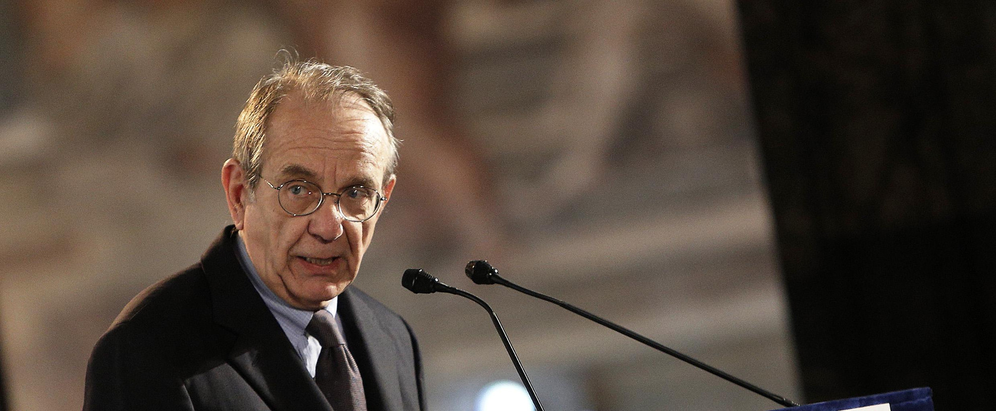 Scandalose le parole dell’ex Ministro Padoan – Noi che credevamo